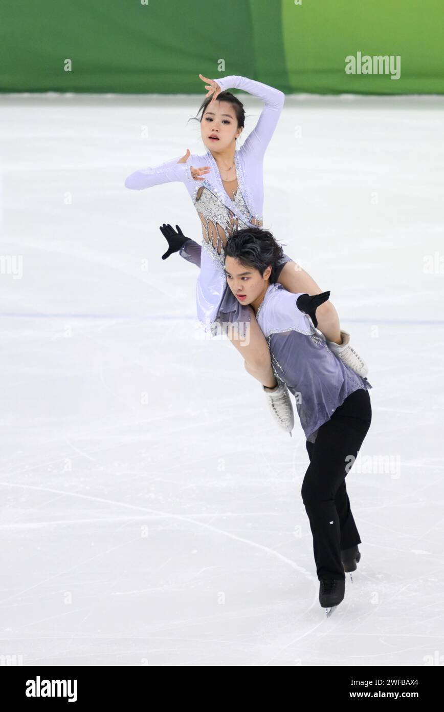 Gangneung, South Korea. 30th Jan, 2024. Liu Tong (top)/Ge Quanshuo of ...