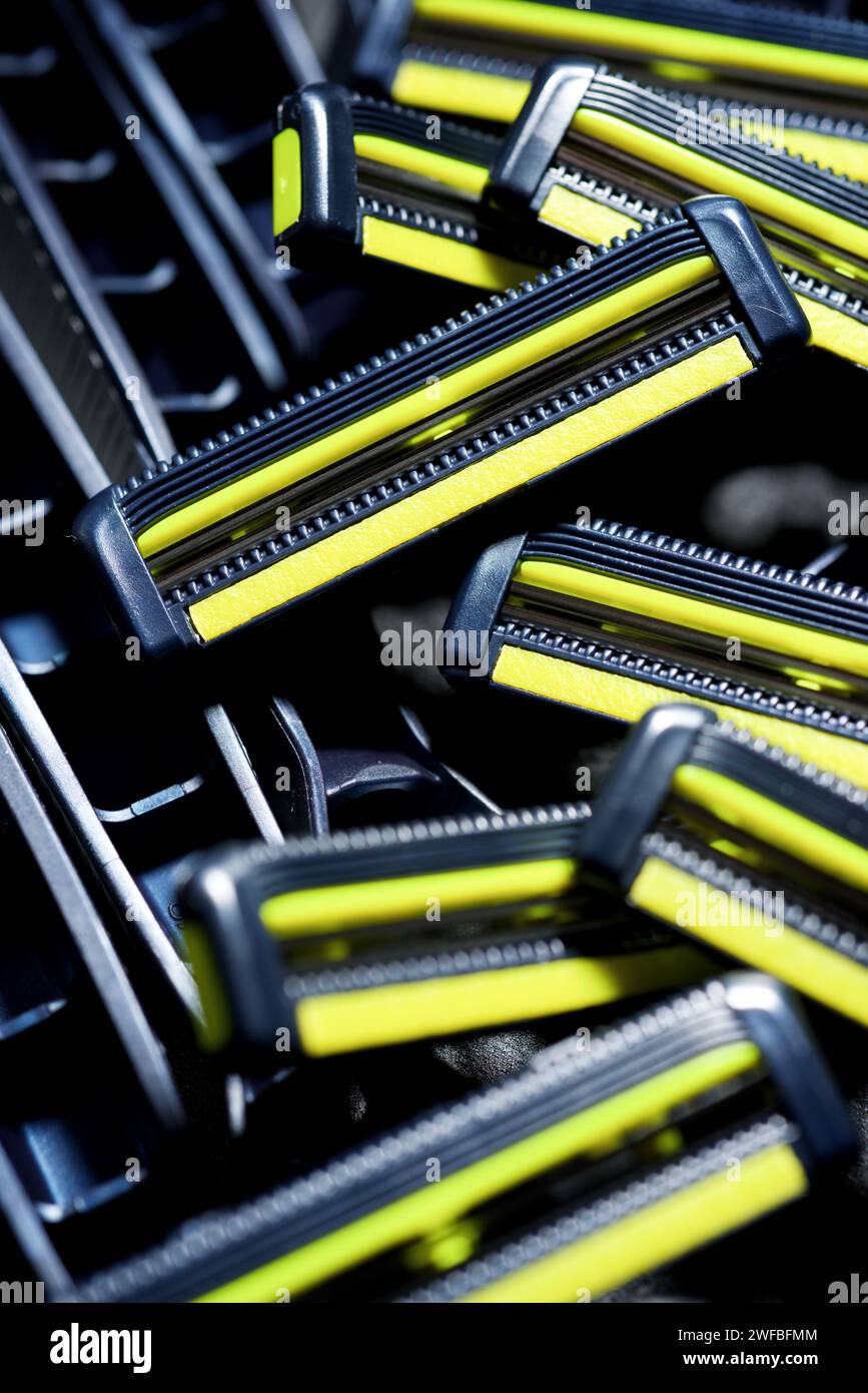 Mens razor hi-res stock photography and images - Alamy