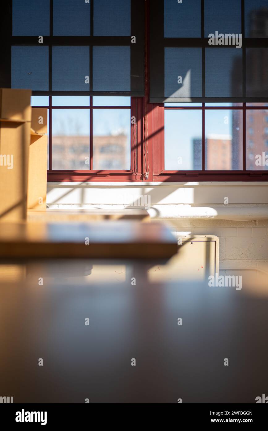 Empty workspace hi-res stock photography and images - Alamy