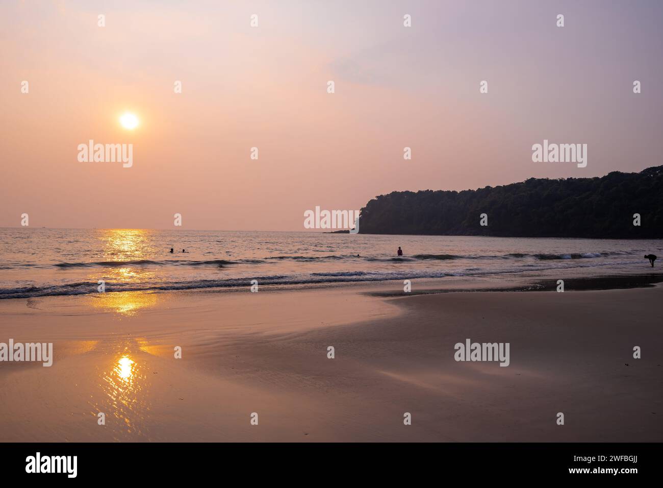 Goa beach scenery view hi-res stock photography and images - Alamy