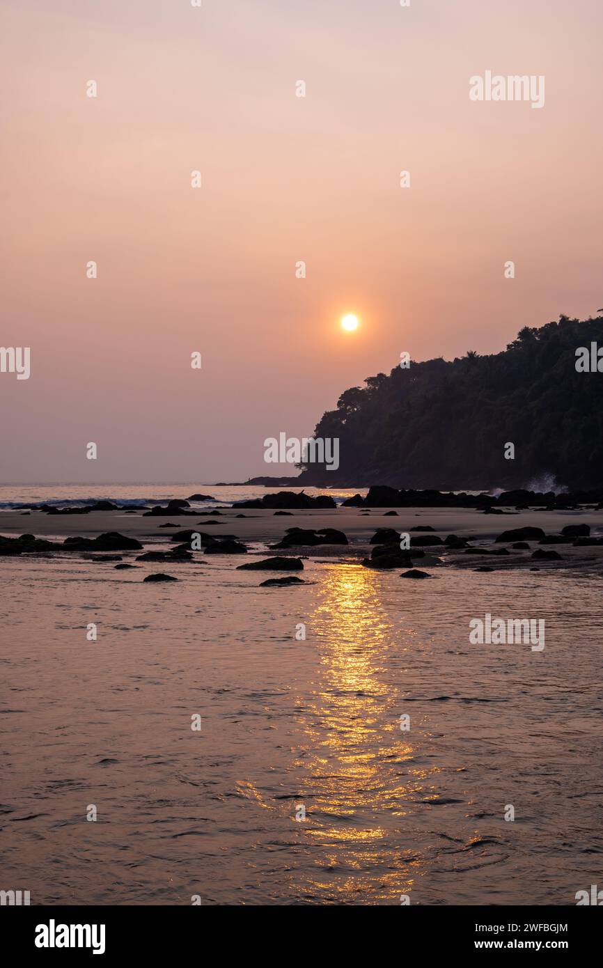 Goa beach coast hi-res stock photography and images - Alamy