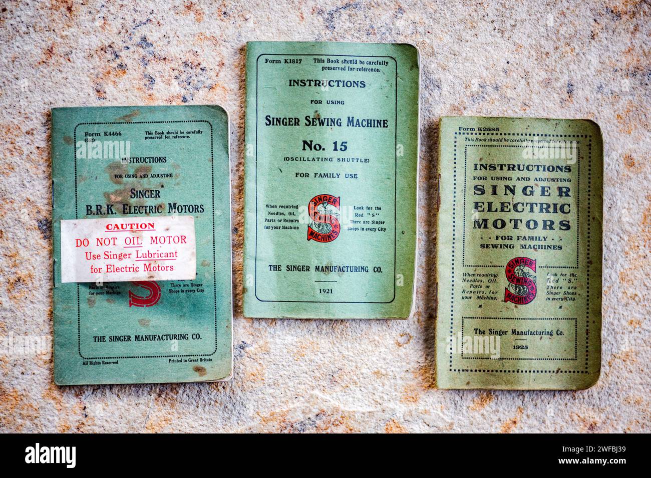 Vintage instruction booklets for Singer electric motors,family sewing ...