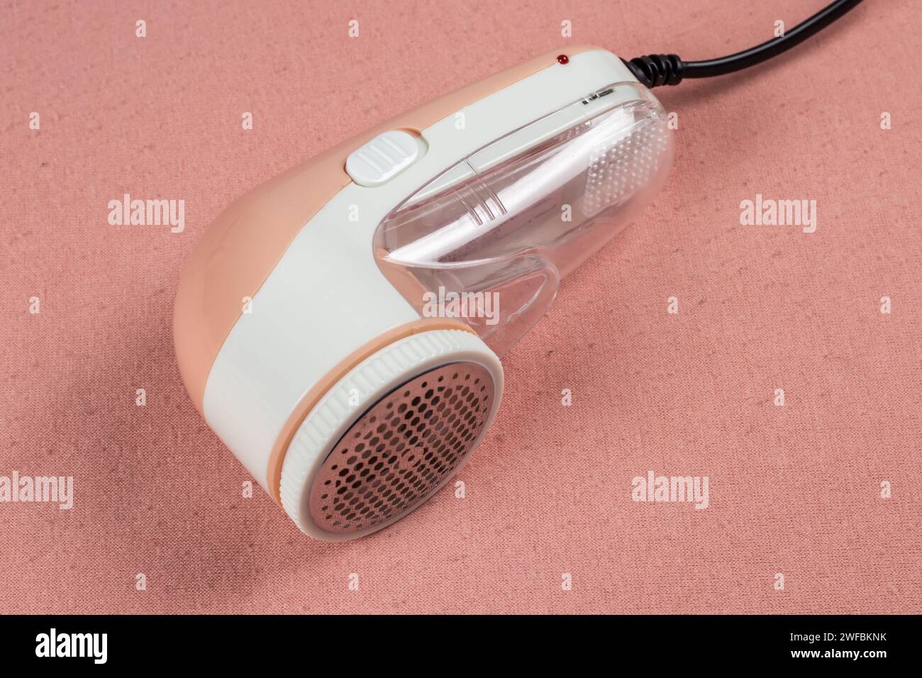 Machine for removing pellets. A special device to remove lint from ...