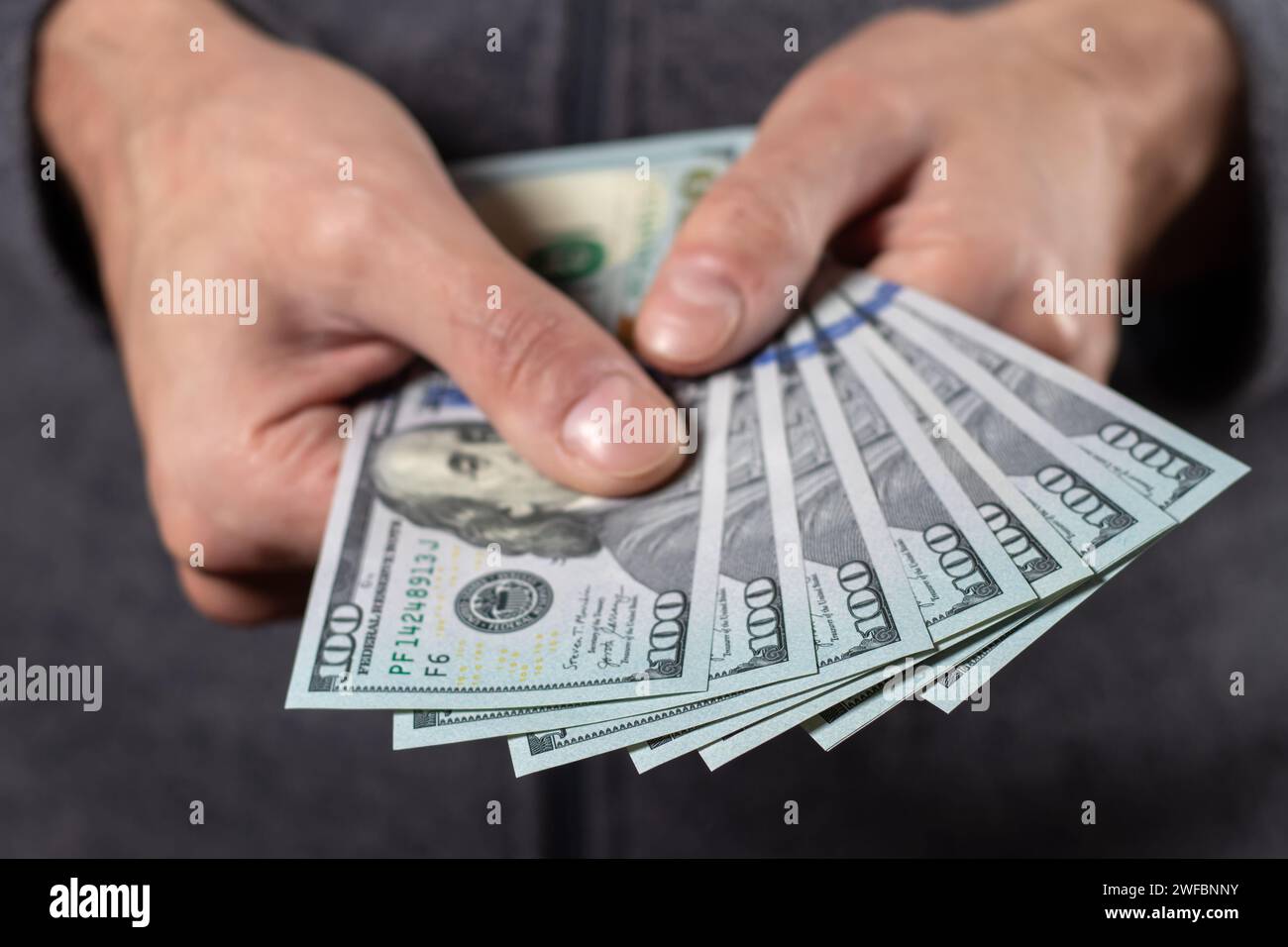 100 dollars bank note in hi-res stock photography and images - Alamy
