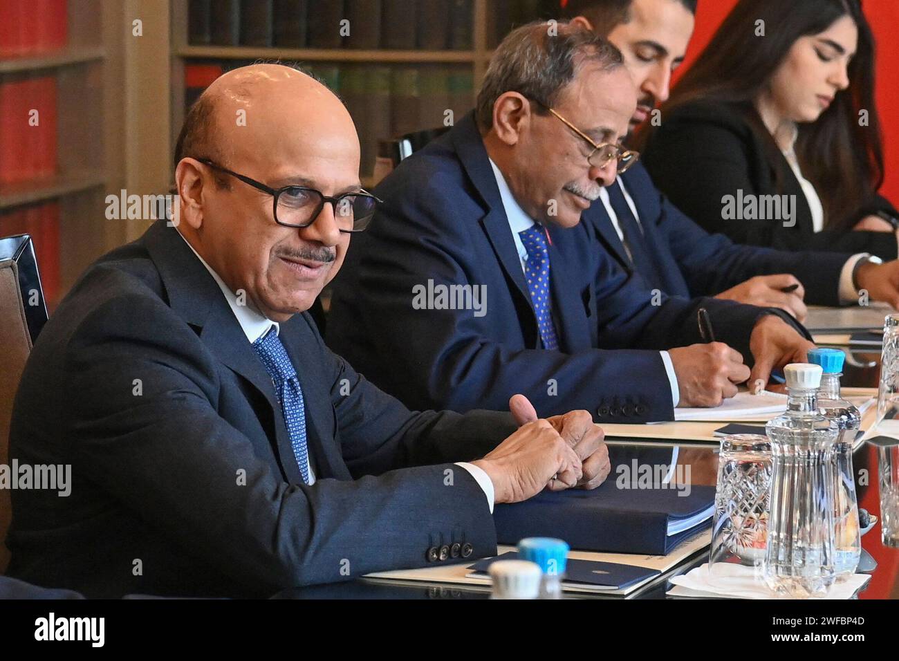 The Minister of Foreign Affairs of Bahrain, Abdullatif bin Rashid Al ...