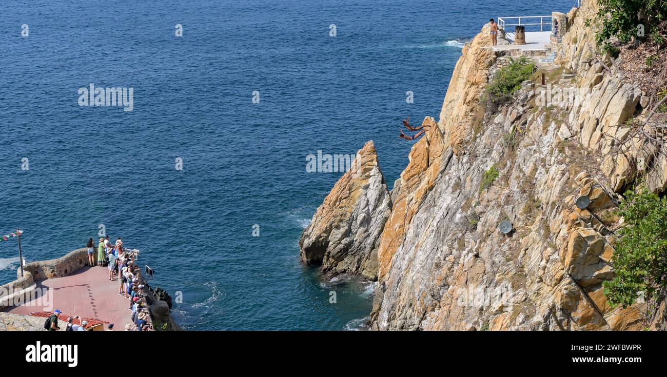 Acapulco, Mexico - 17 January 2024: Tourists watch as the famous cliff ...