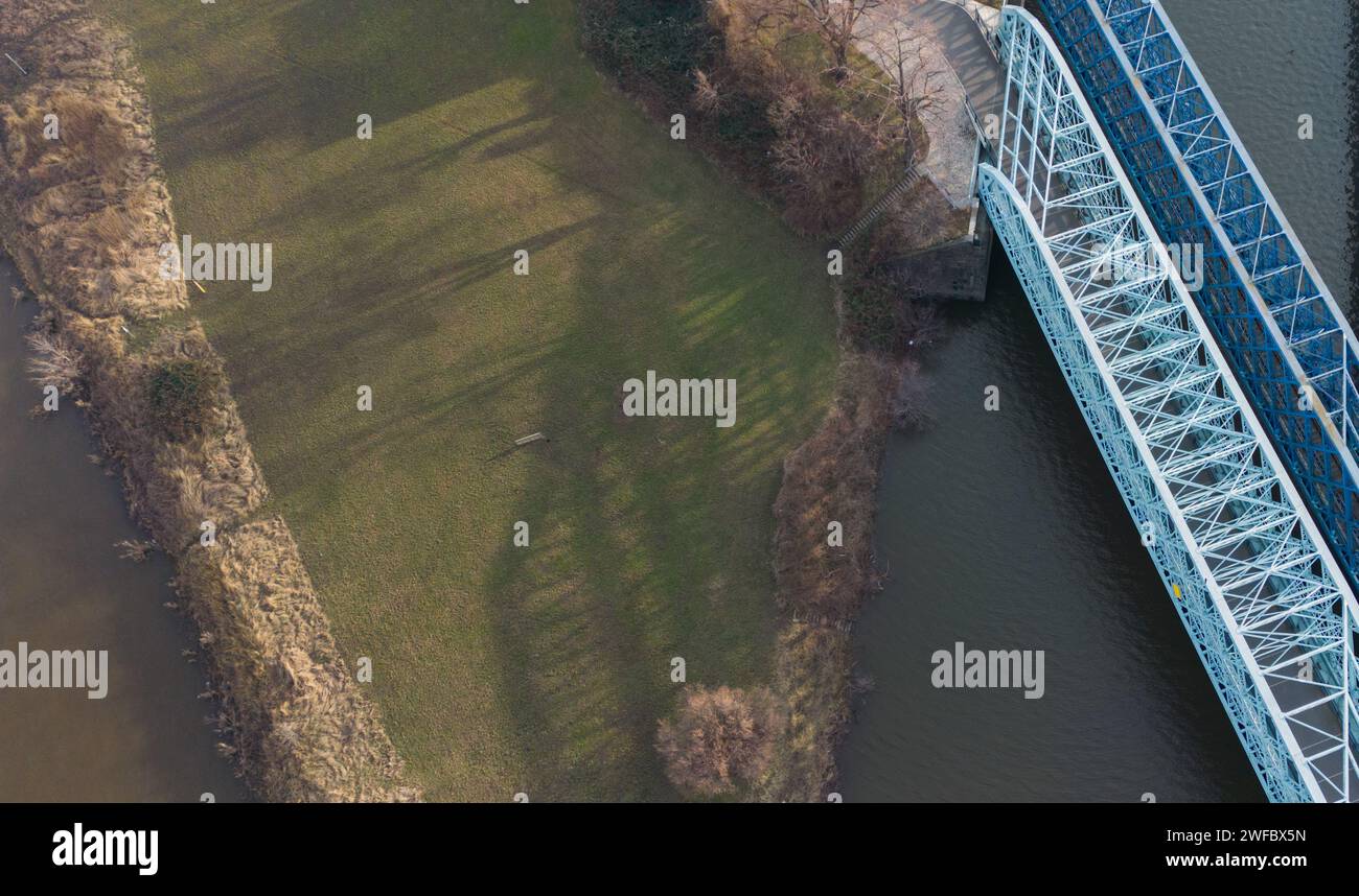 Dresden, Germany. 30th Jan, 2024. View of the steel truss bridge at ...