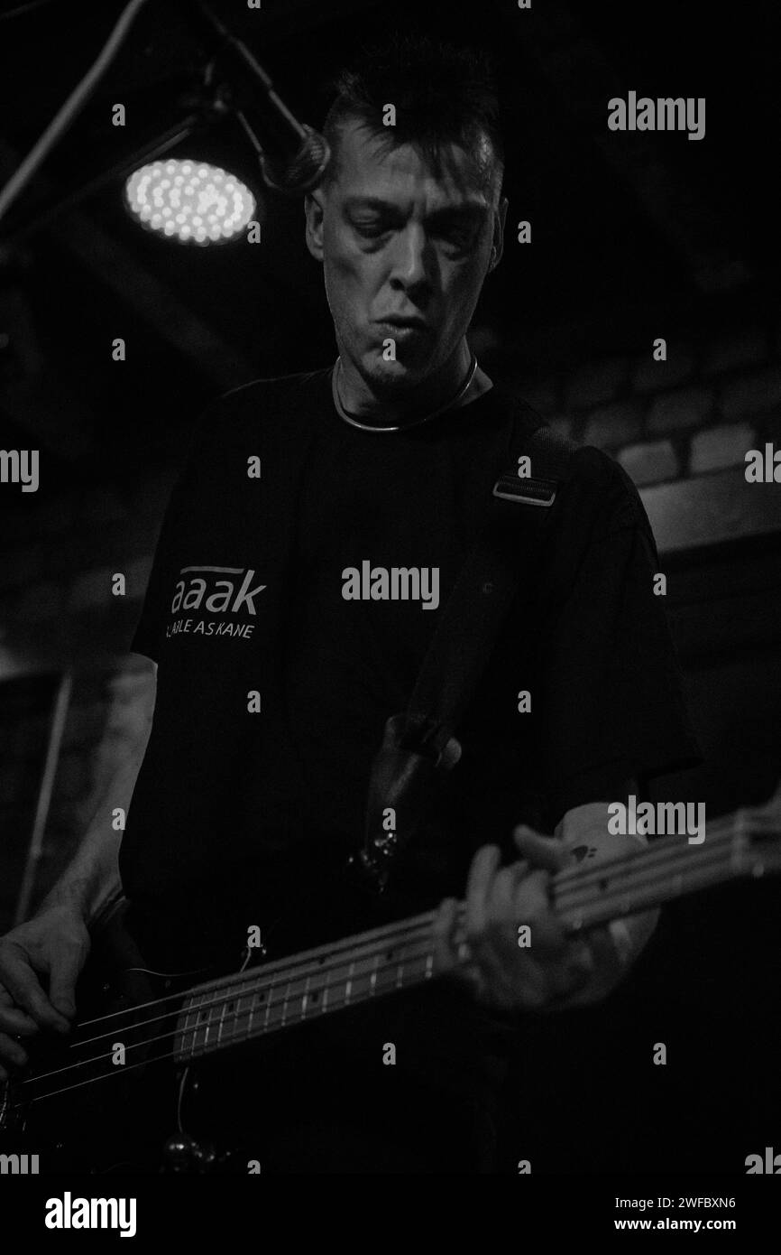 Simon ding archer hi-res stock photography and images - Alamy