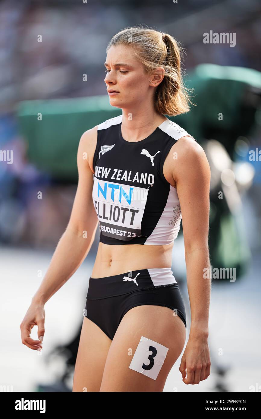 Rosie ELLIOTT participating in the 400 meters at the World Athletics ...