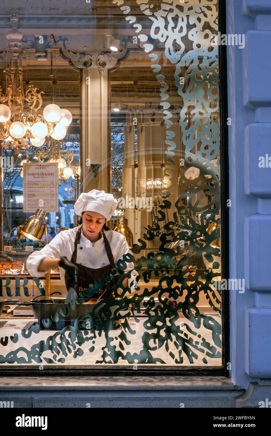 What to see in vienna hi-res stock photography and images - Alamy