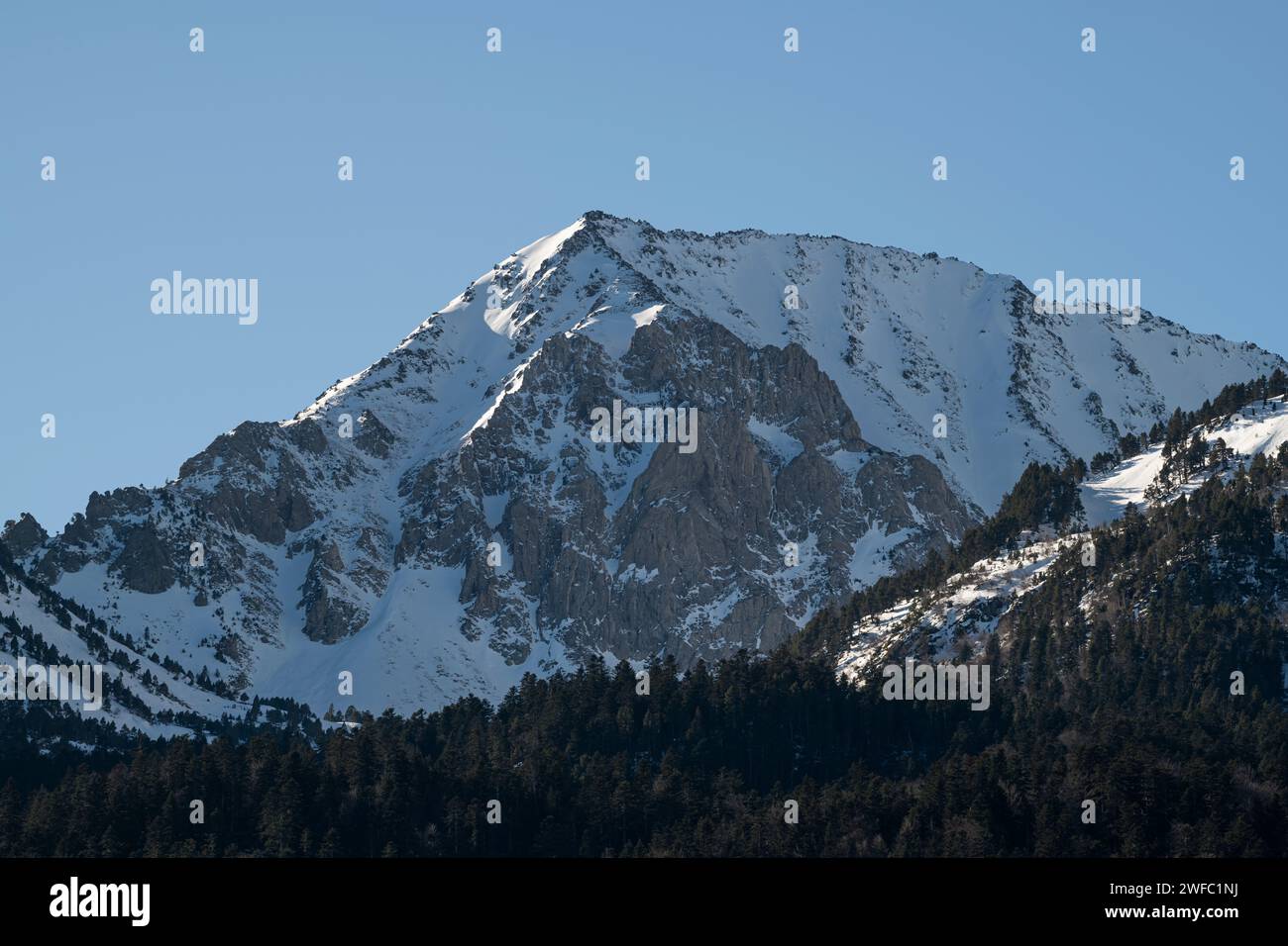 Roc blanc peak hi-res stock photography and images - Alamy