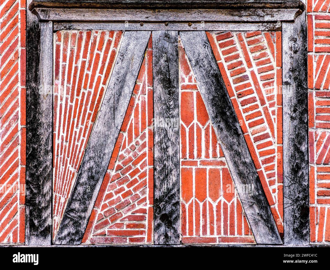 Timber frame brick hi-res stock photography and images - Alamy