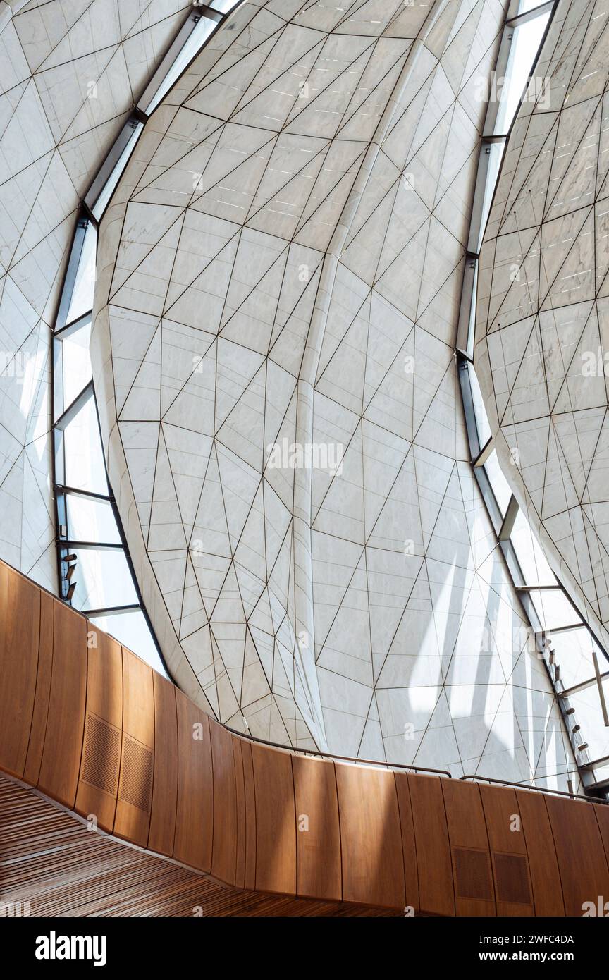Detailed view of balcony and translucent wings. Bahá í Temple of South ...