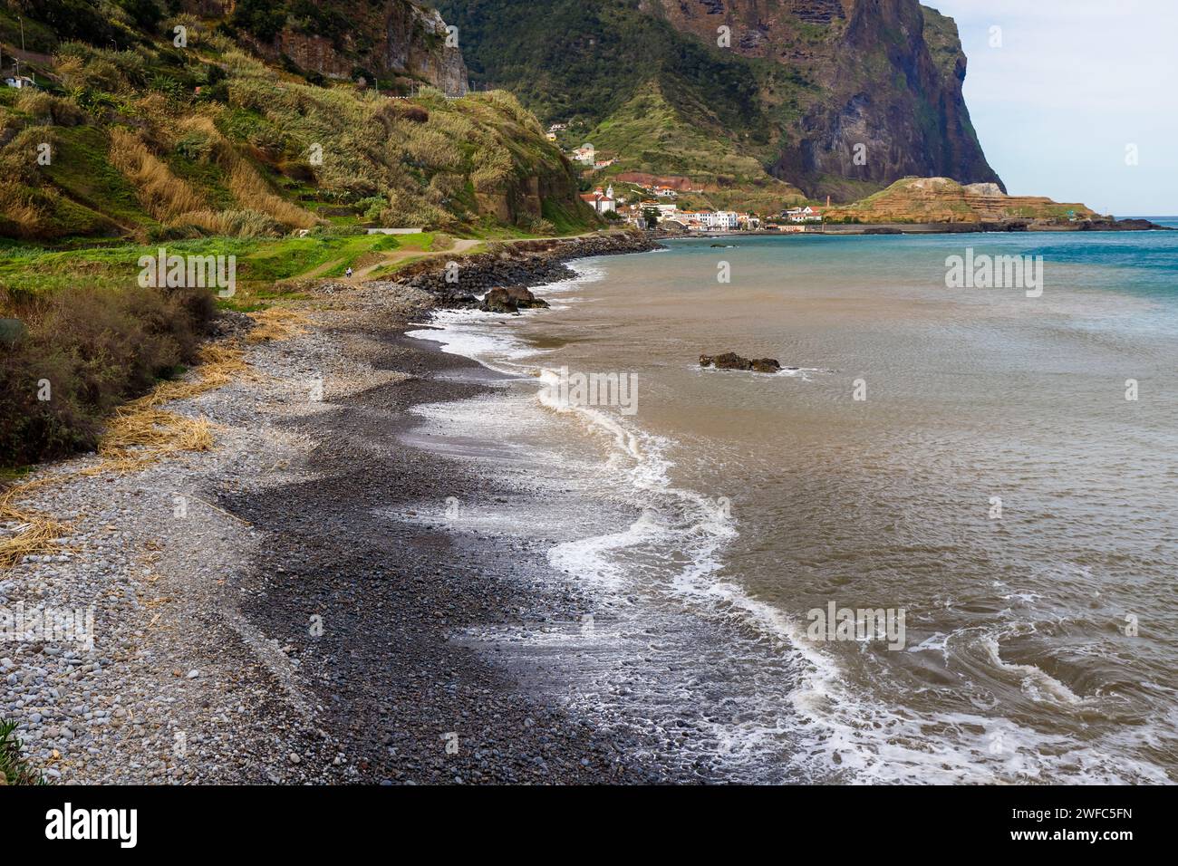 Cruz madeira north island atlantic hi-res stock photography and images ...