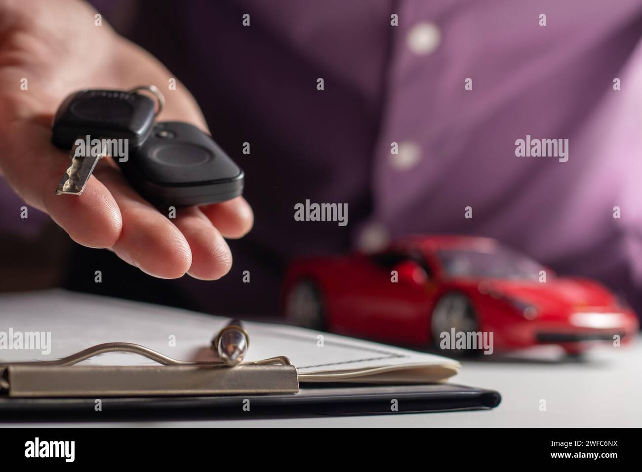 Sales and purchase agreement hi-res stock photography and images - Alamy