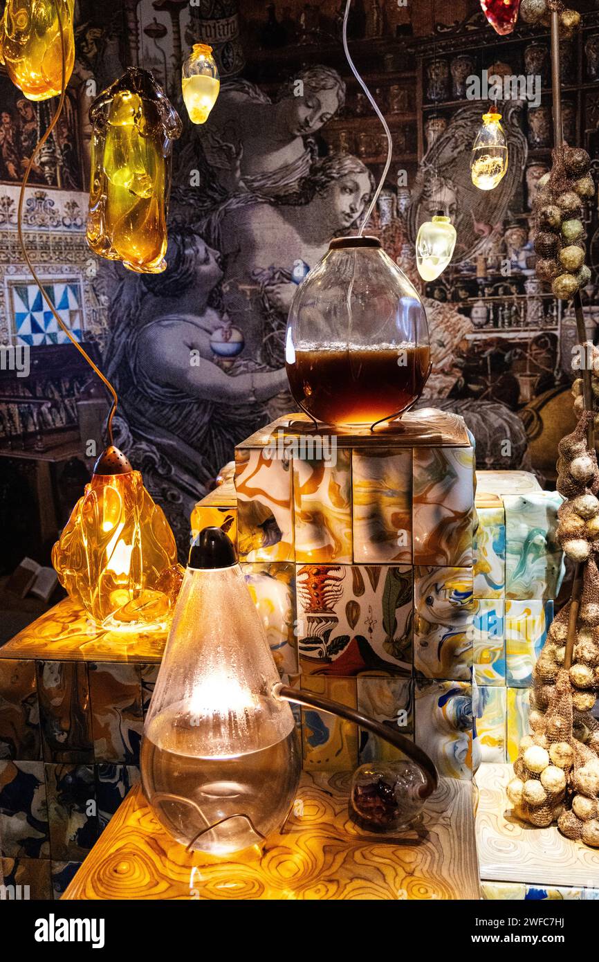 Beauty sensorium hi-res stock photography and images - Alamy