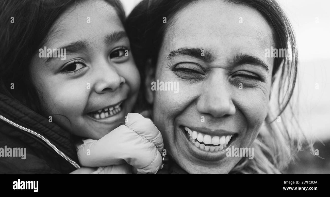 Mother daughter vacation Black and White Stock Photos & Images - Alamy