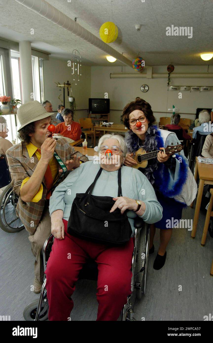 red nose as symbol for clowndoctor, laughter as medicine and therapy ...