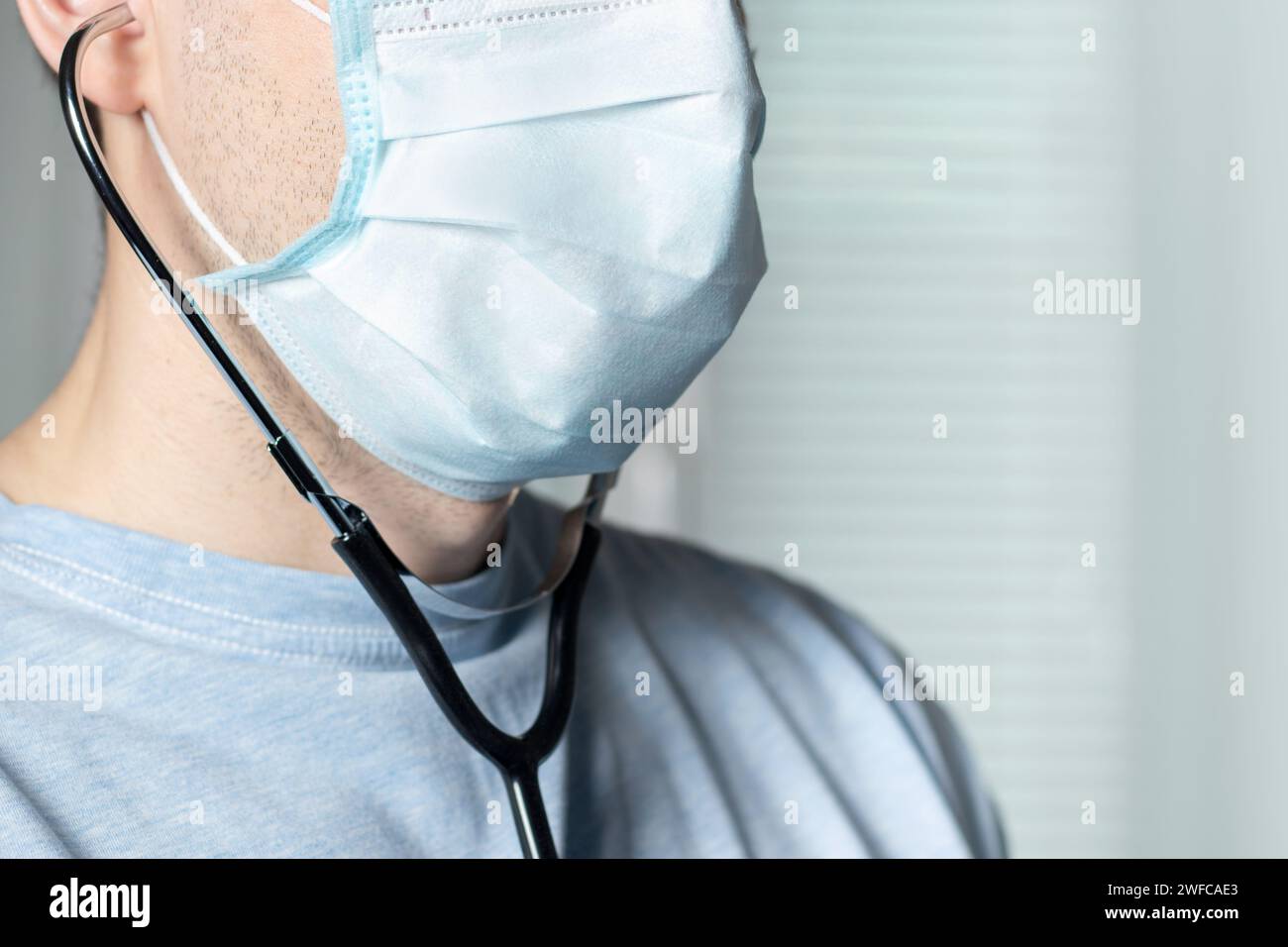 Patient listen doctor in uniform hi-res stock photography and images ...