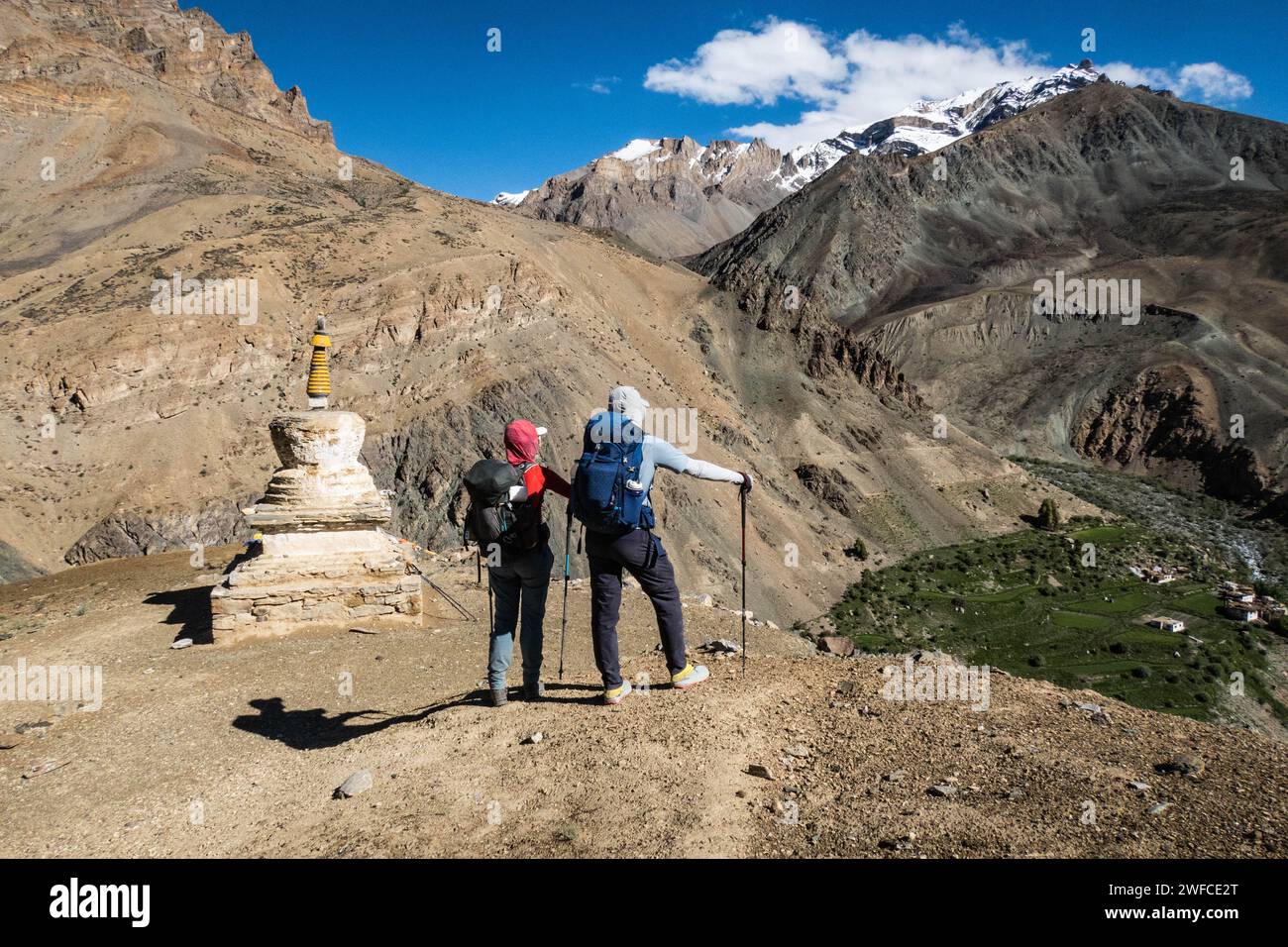 Trekking to Phugtal (Phuktal) Monastery, Zanskar, Ladakh, India Stock ...