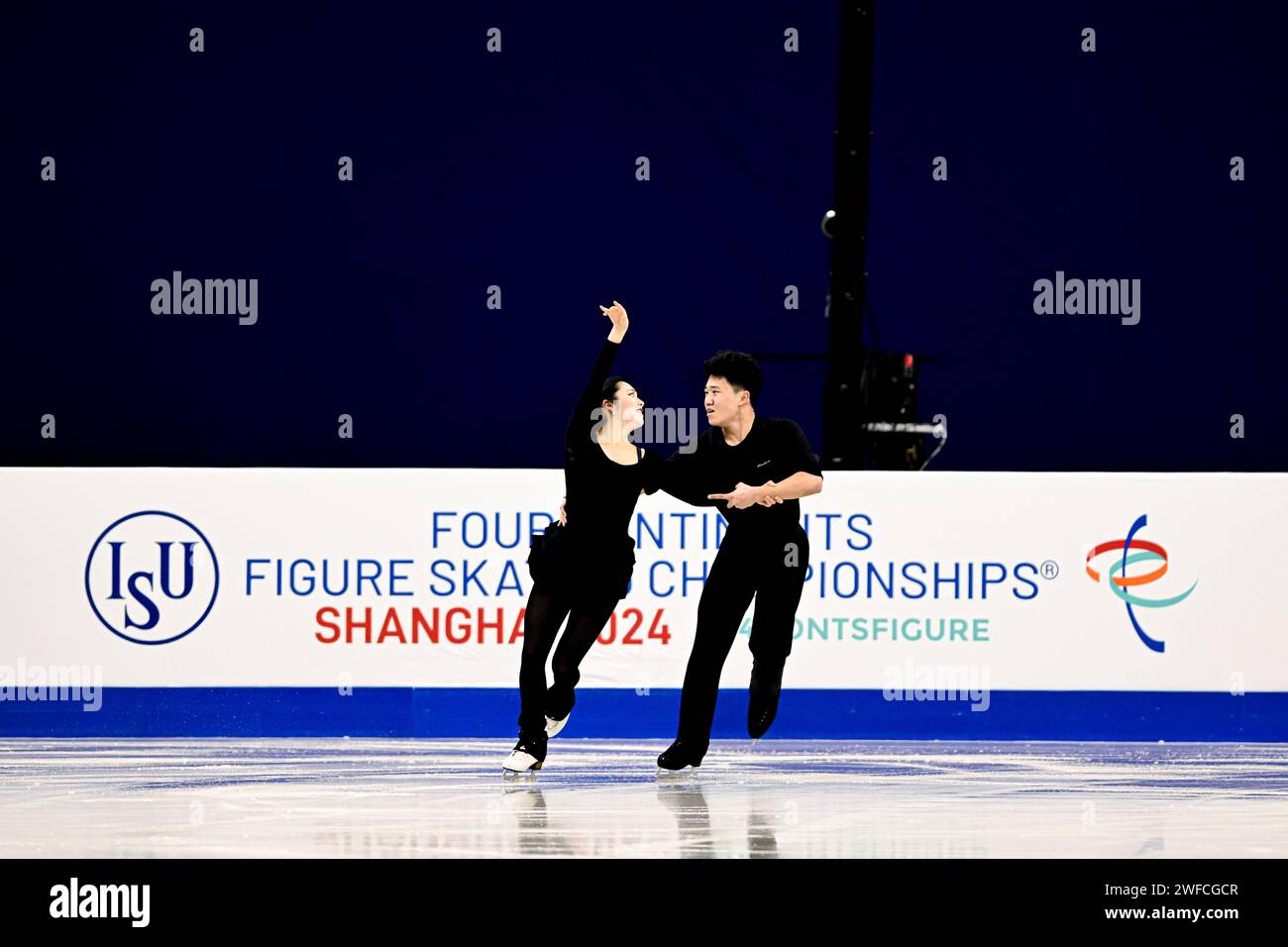 Shanghai, China. 30th Jan, 2024. Hannah LIM & Ye QUAN (KOR), during Ice ...