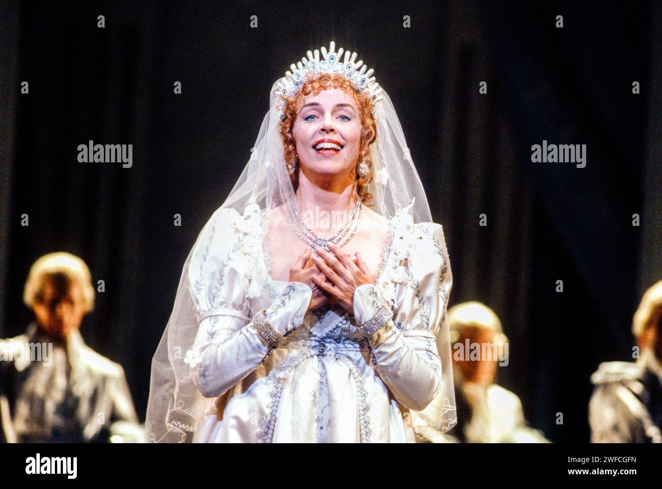 Cinderella in ballgown hi-res stock photography and images - Alamy