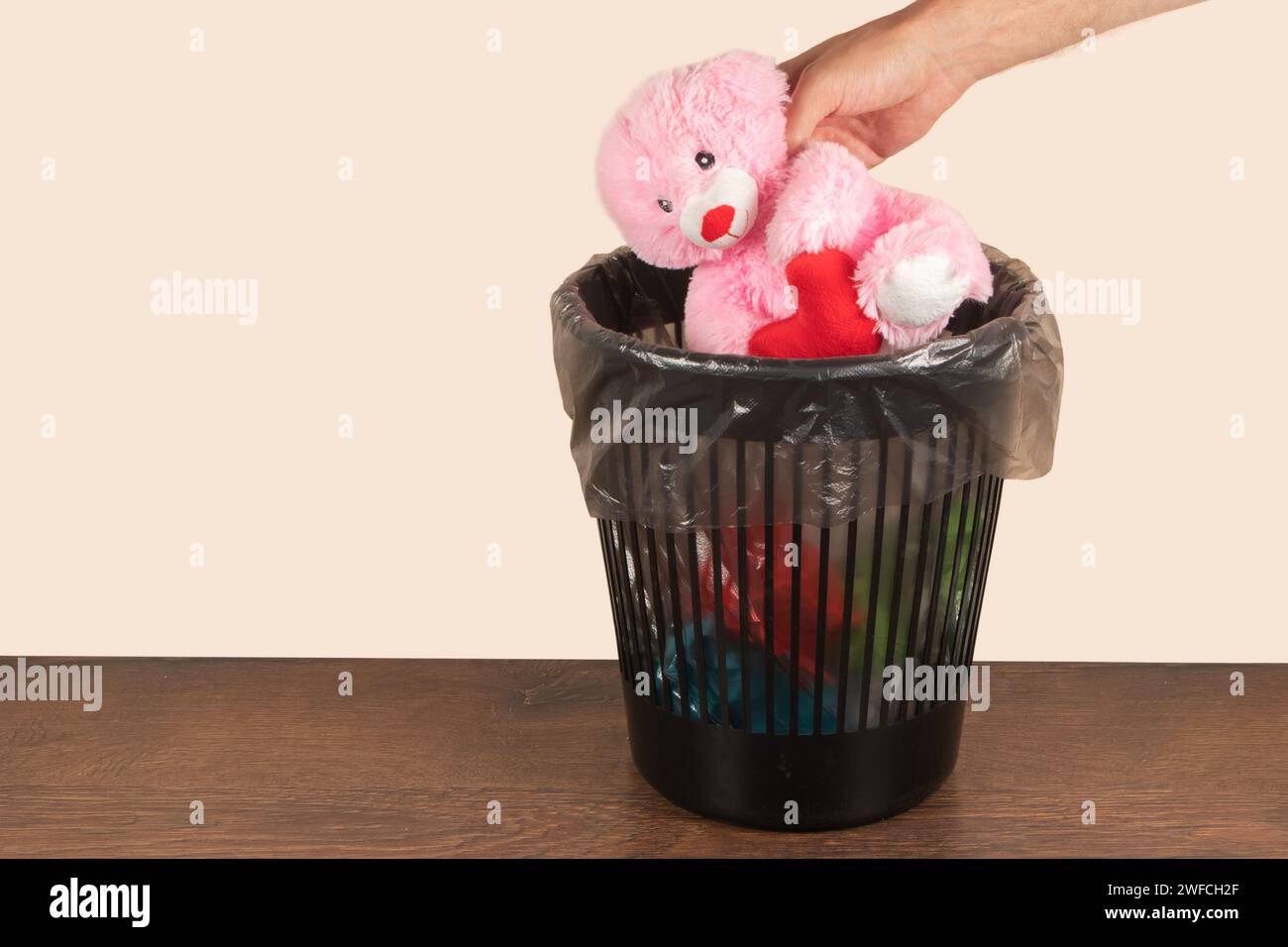 Child throwing garbage hi-res stock photography and images - Alamy
