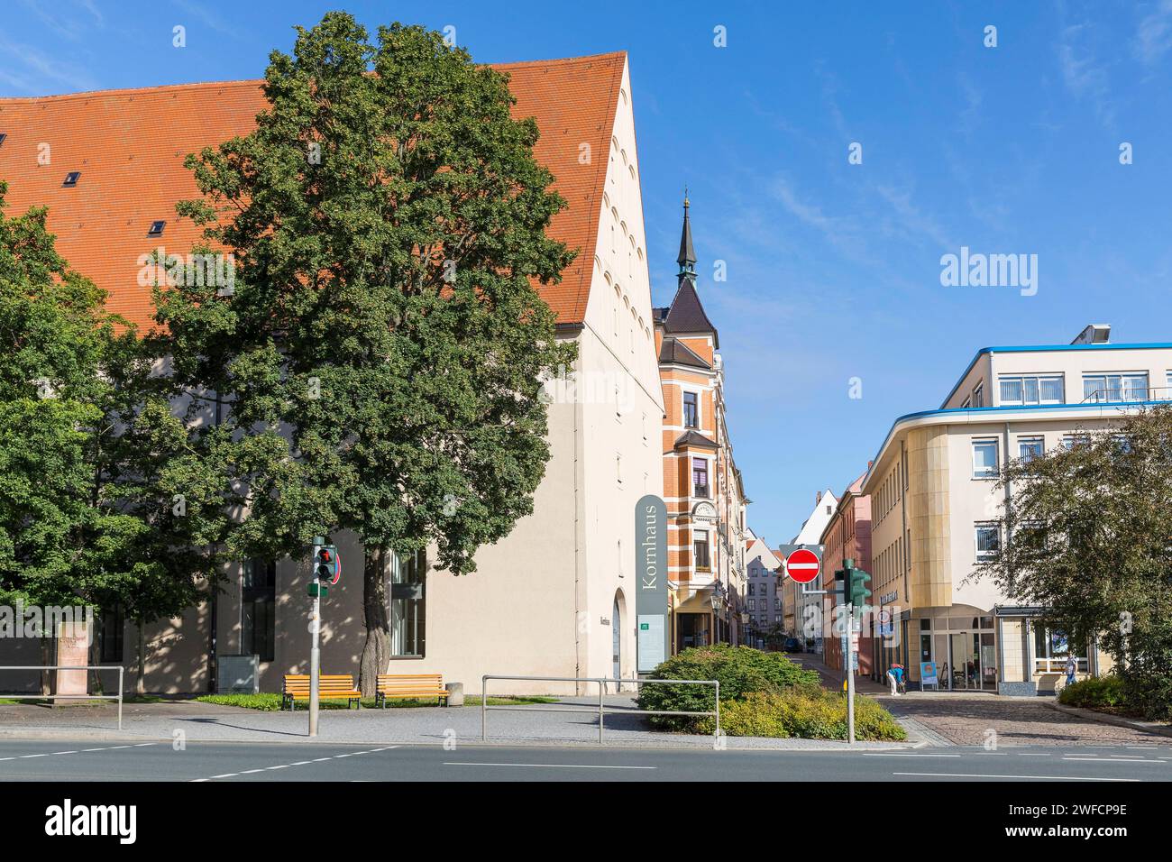 mittelalterliches Kornhaus mit Stadtbibliothek und Korngasse, Freiberg ...