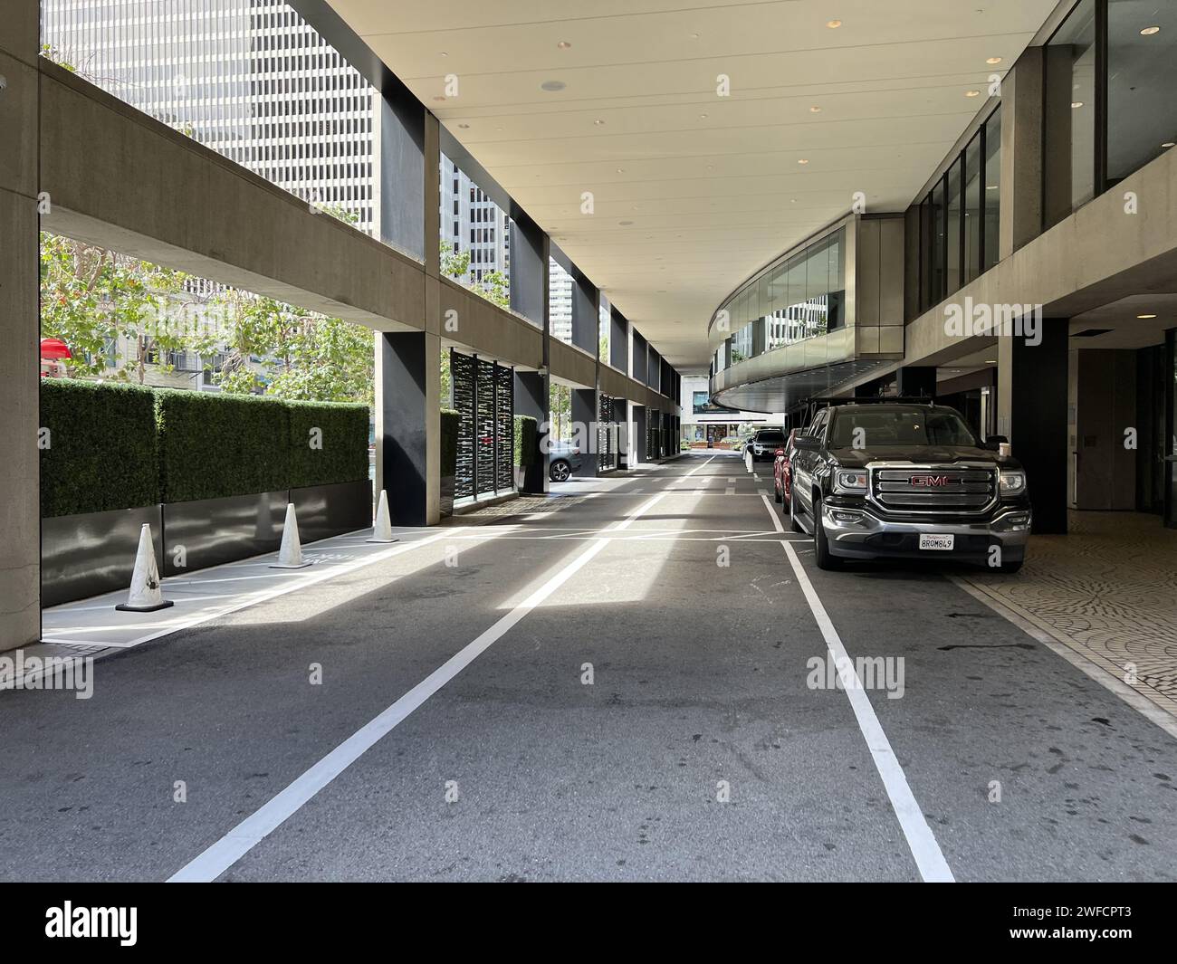 Entrance to Hyatt Regency hotel, Financial District, San Francisco ...