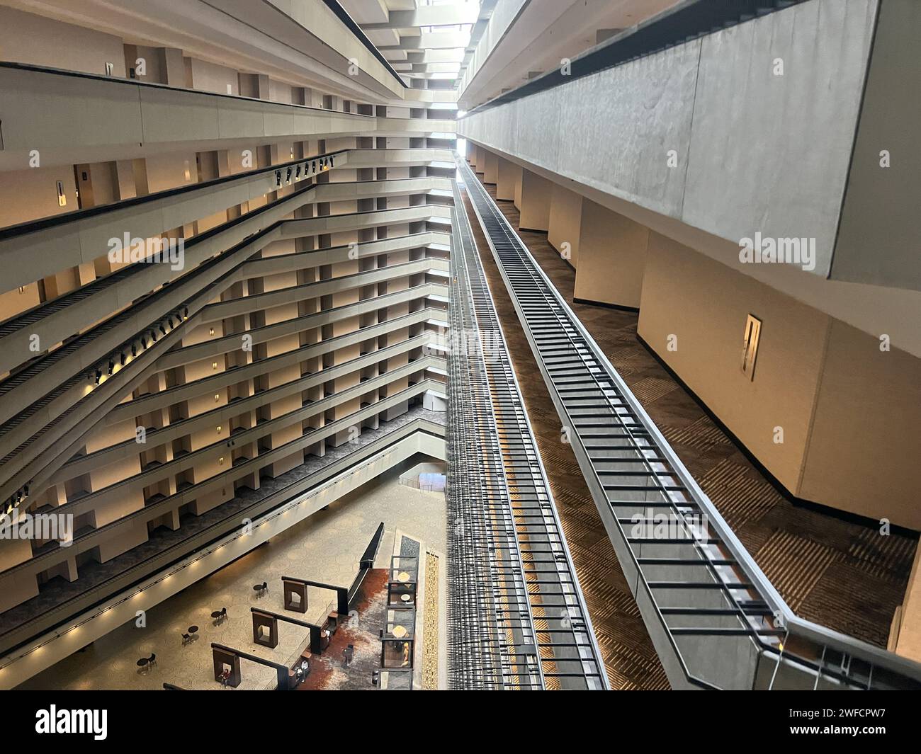 Hyatt regency image hi-res stock photography and images - Alamy