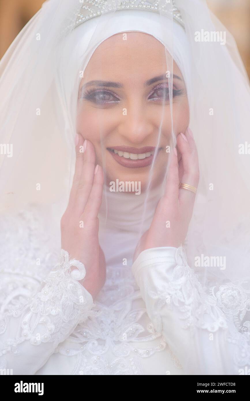 Beautiful Muslim bride outdoors Stock Photo - Alamy