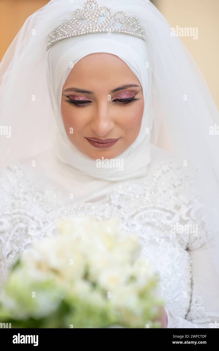 Beautiful Muslim bride outdoors Stock Photo - Alamy