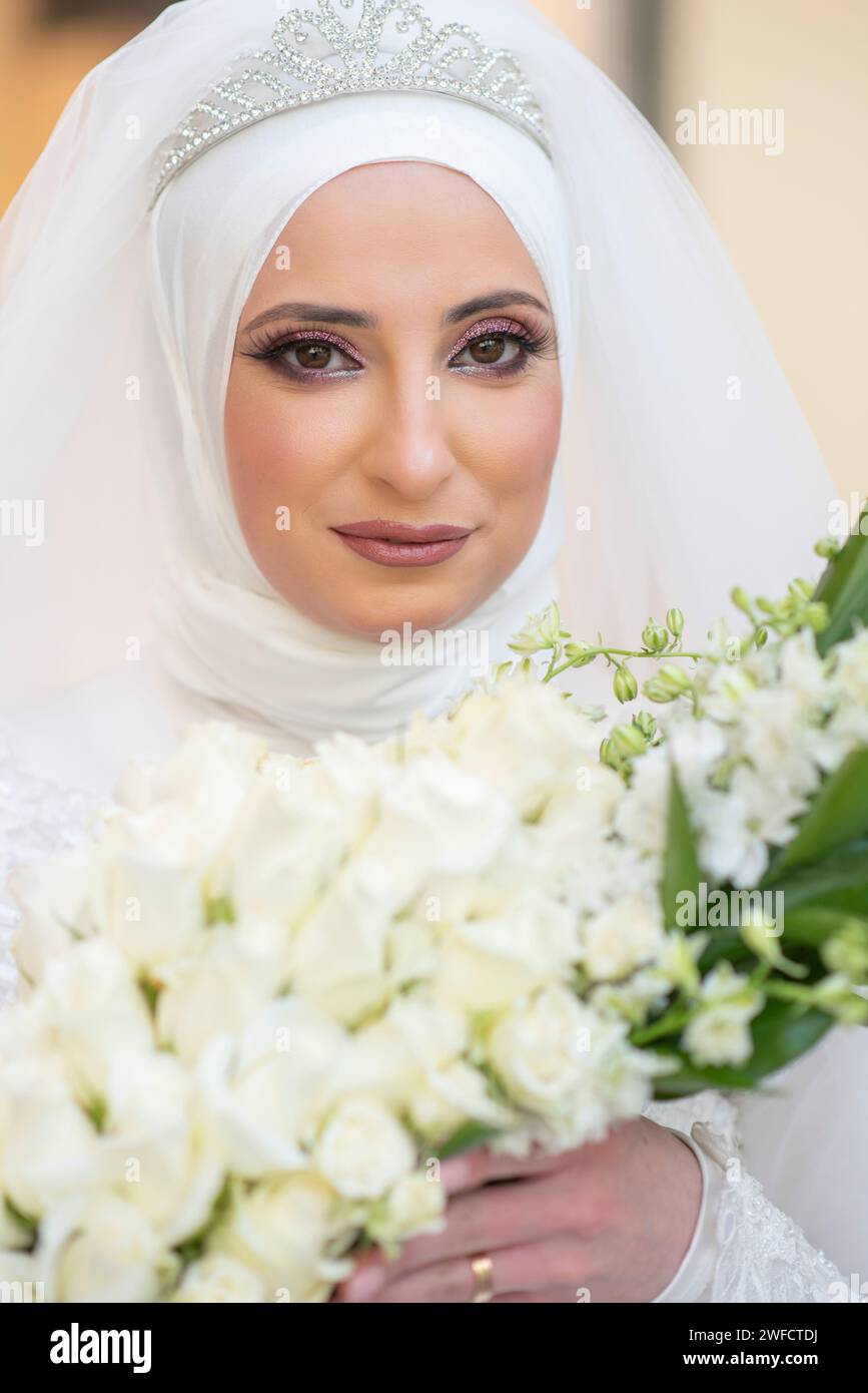 Beautiful Muslim bride outdoors Stock Photo - Alamy