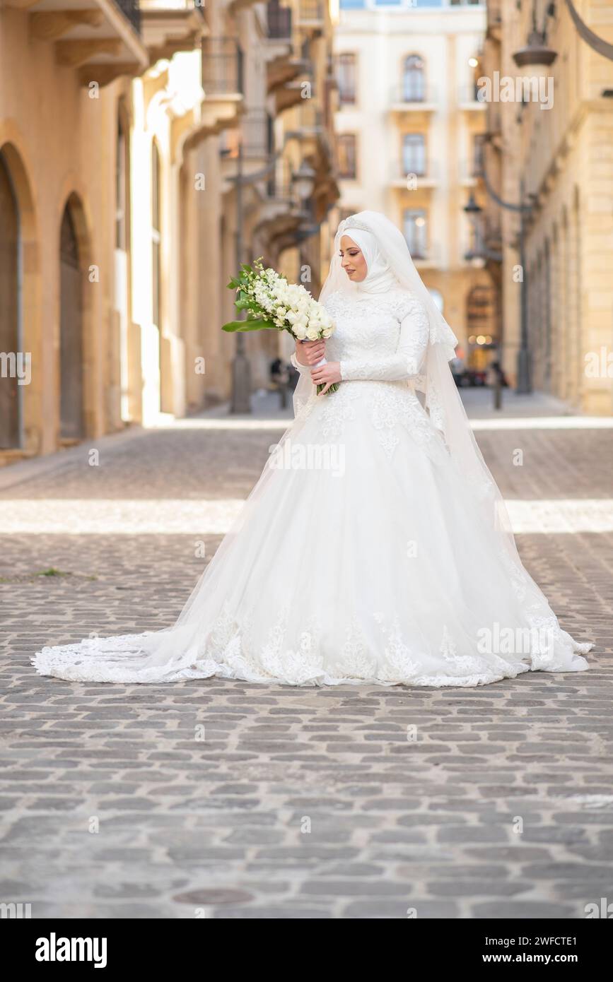Beautiful Muslim bride outdoors Stock Photo - Alamy