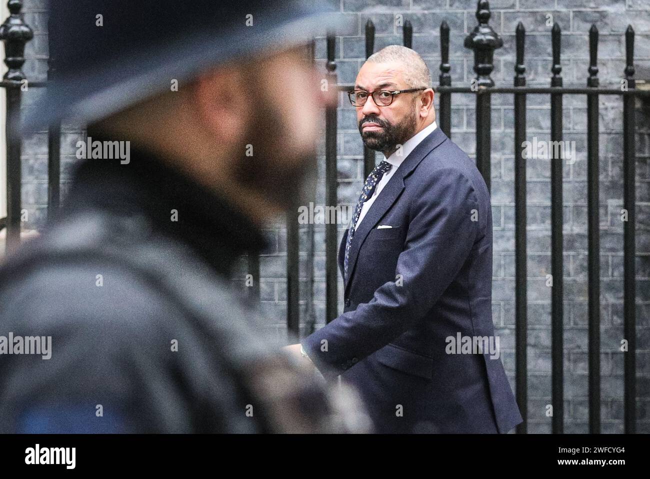 Officer state police department hi-res stock photography and images - Alamy