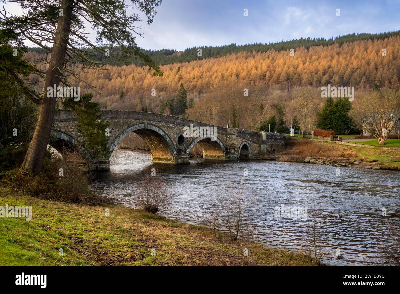Perth scotland bridge hi-res stock photography and images - Alamy