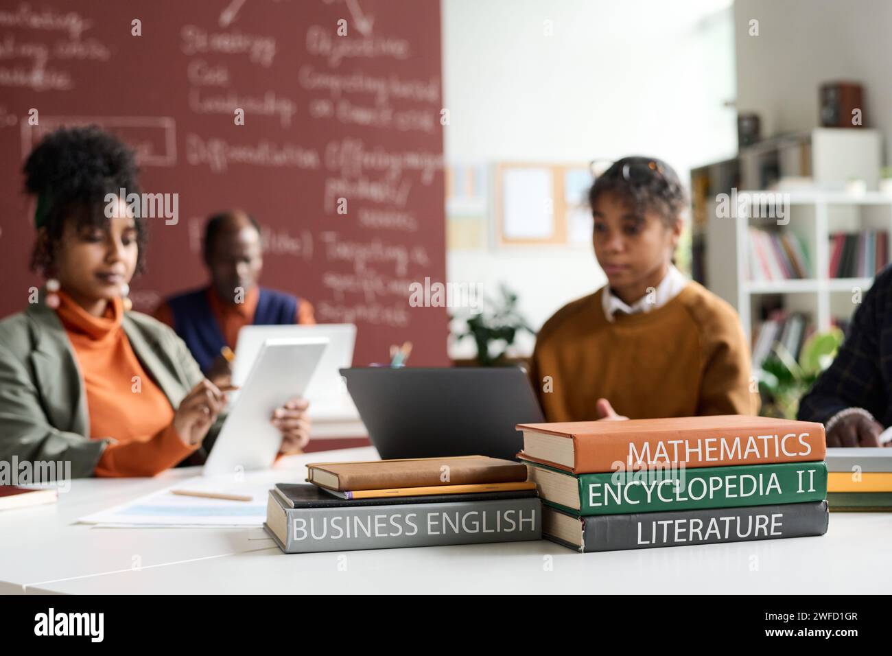 School subjects hi-res stock photography and images - Alamy