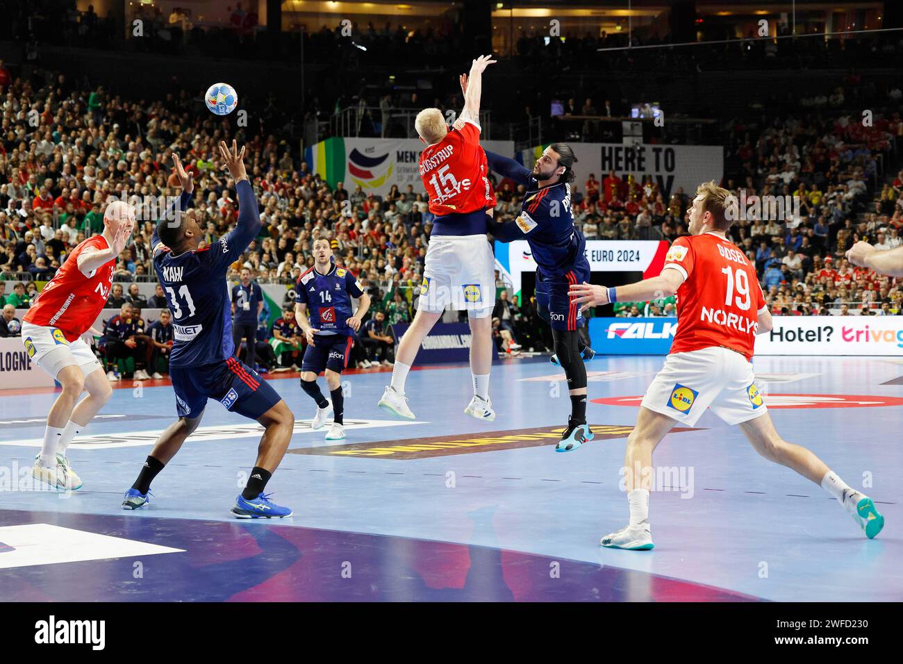 Em 2024 ball hi-res stock photography and images - Alamy