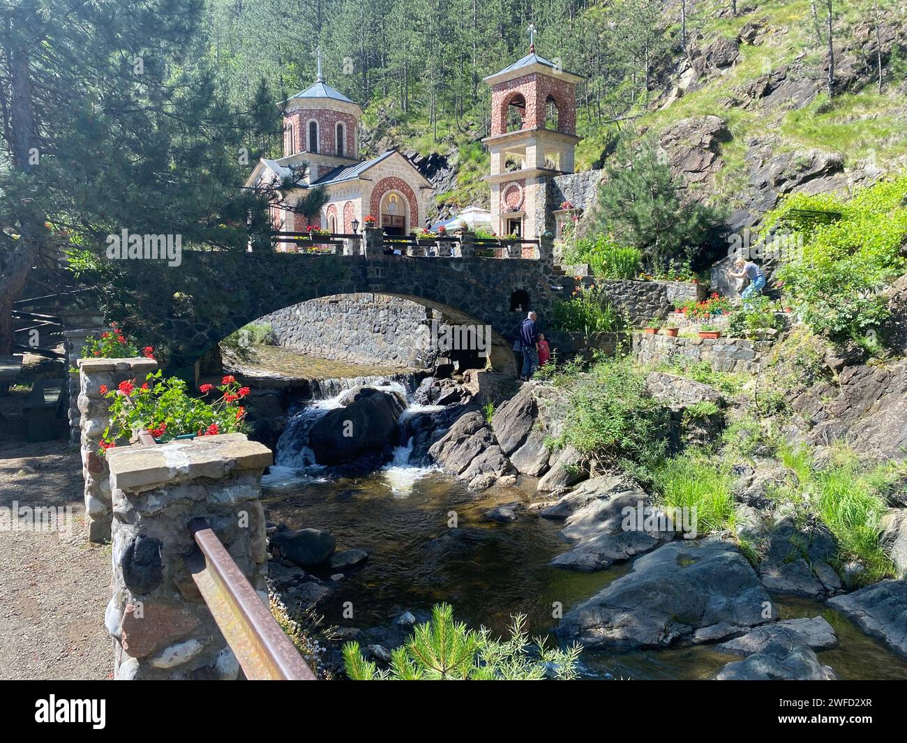River bridge church mountain hi-res stock photography and images - Alamy