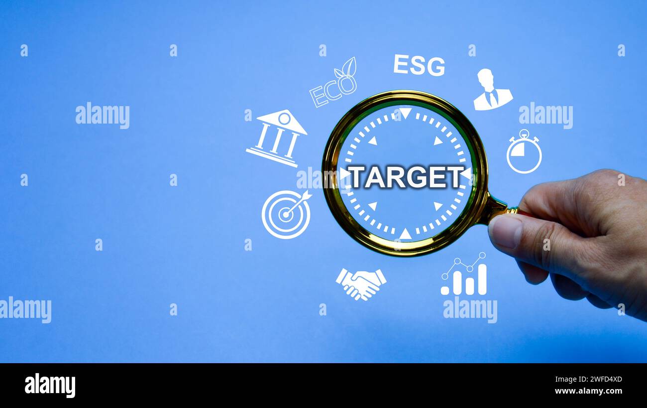 Goal setting concept arrow hi-res stock photography and images - Alamy