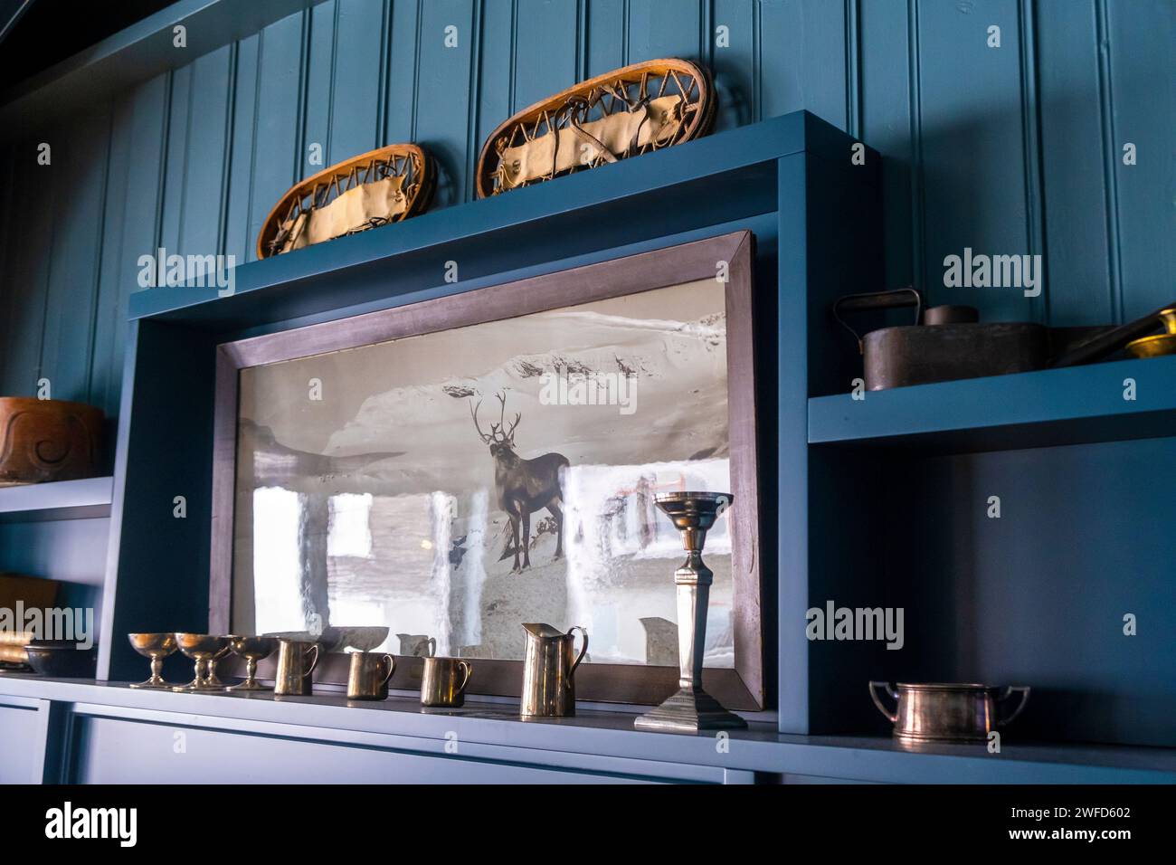 Cozy winter interior hi-res stock photography and images - Alamy