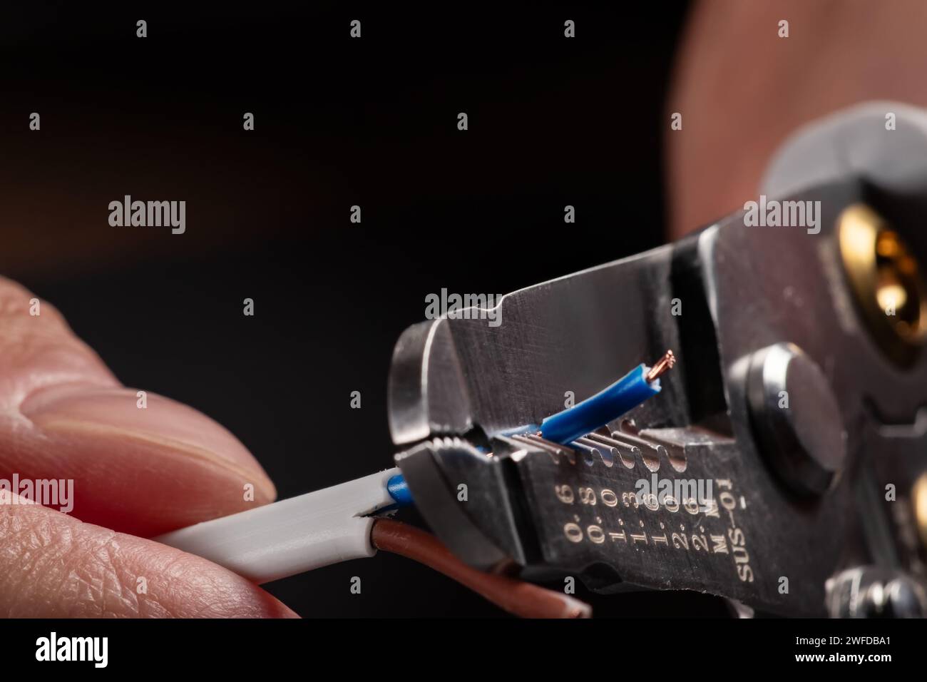 Wire stripper hi-res stock photography and images - Alamy