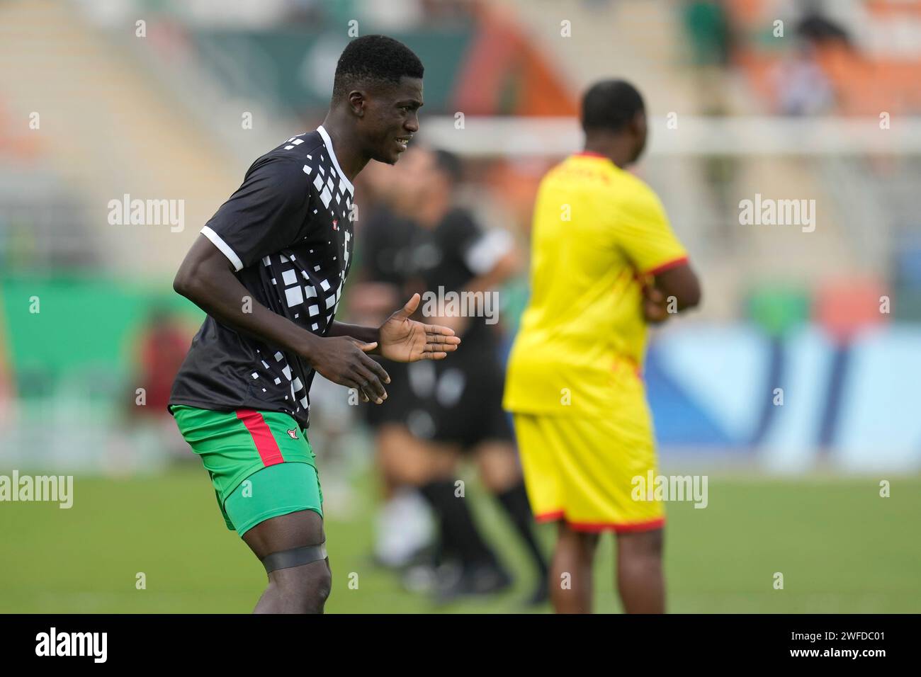 Burkina Faso's Nasser Djiga warms up prior to the African Cup of ...