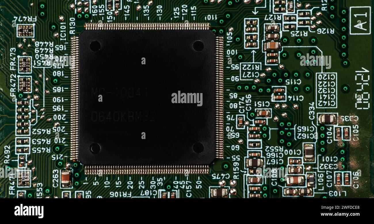 Microcontroller chip hi-res stock photography and images - Alamy