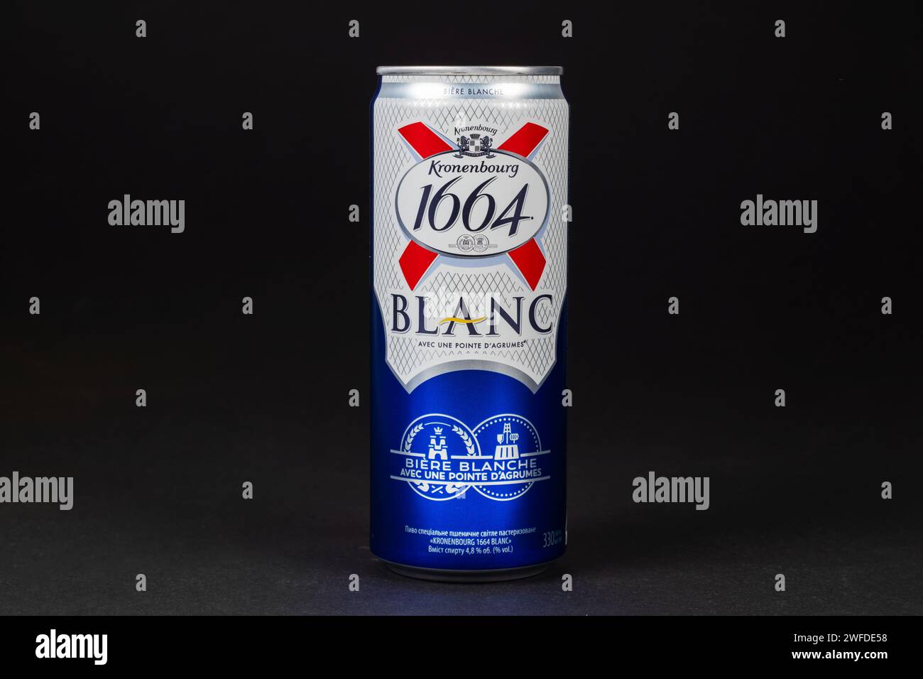 Kronenbourg 1664 label hi-res stock photography and images - Alamy
