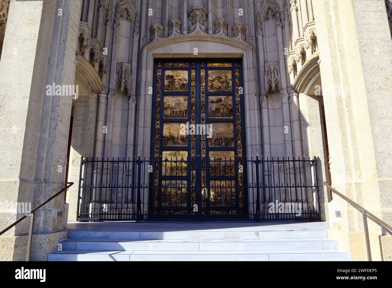 Lorenzo ghilberty hi-res stock photography and images - Alamy