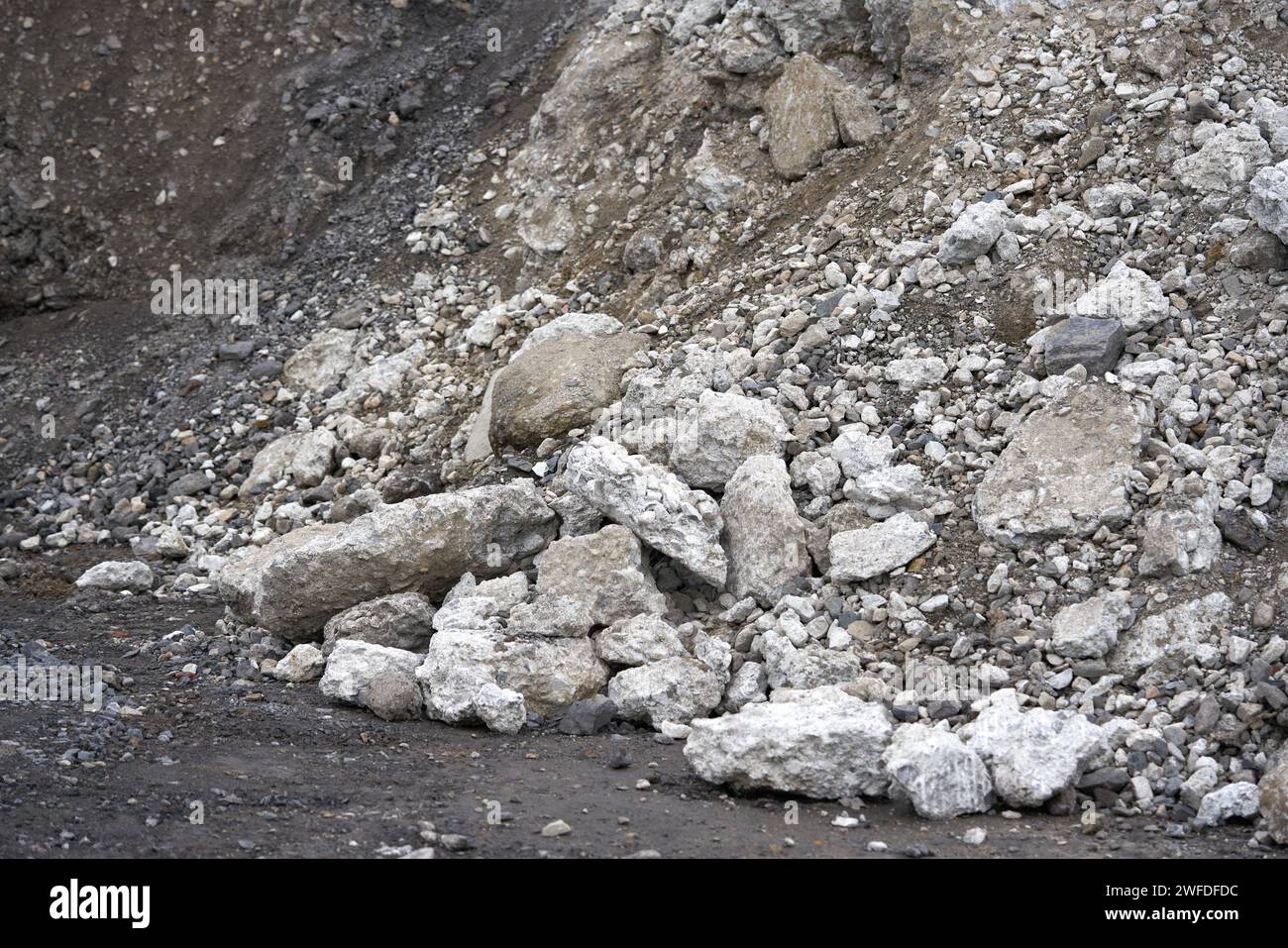 Grey limestone rubble hi-res stock photography and images - Alamy
