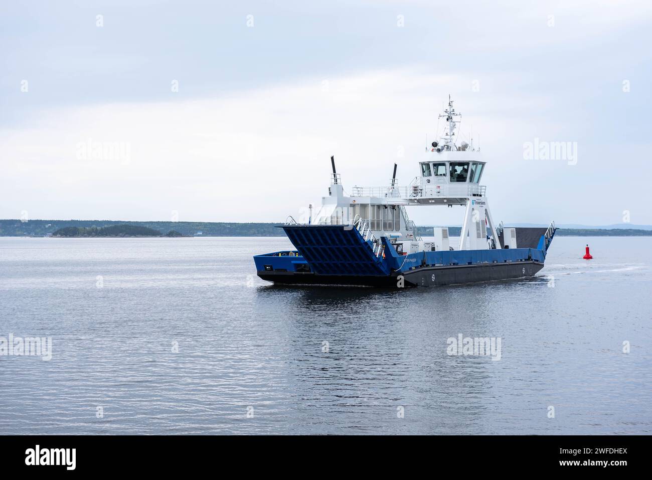 Ferry to fraser island hi-res stock photography and images - Alamy