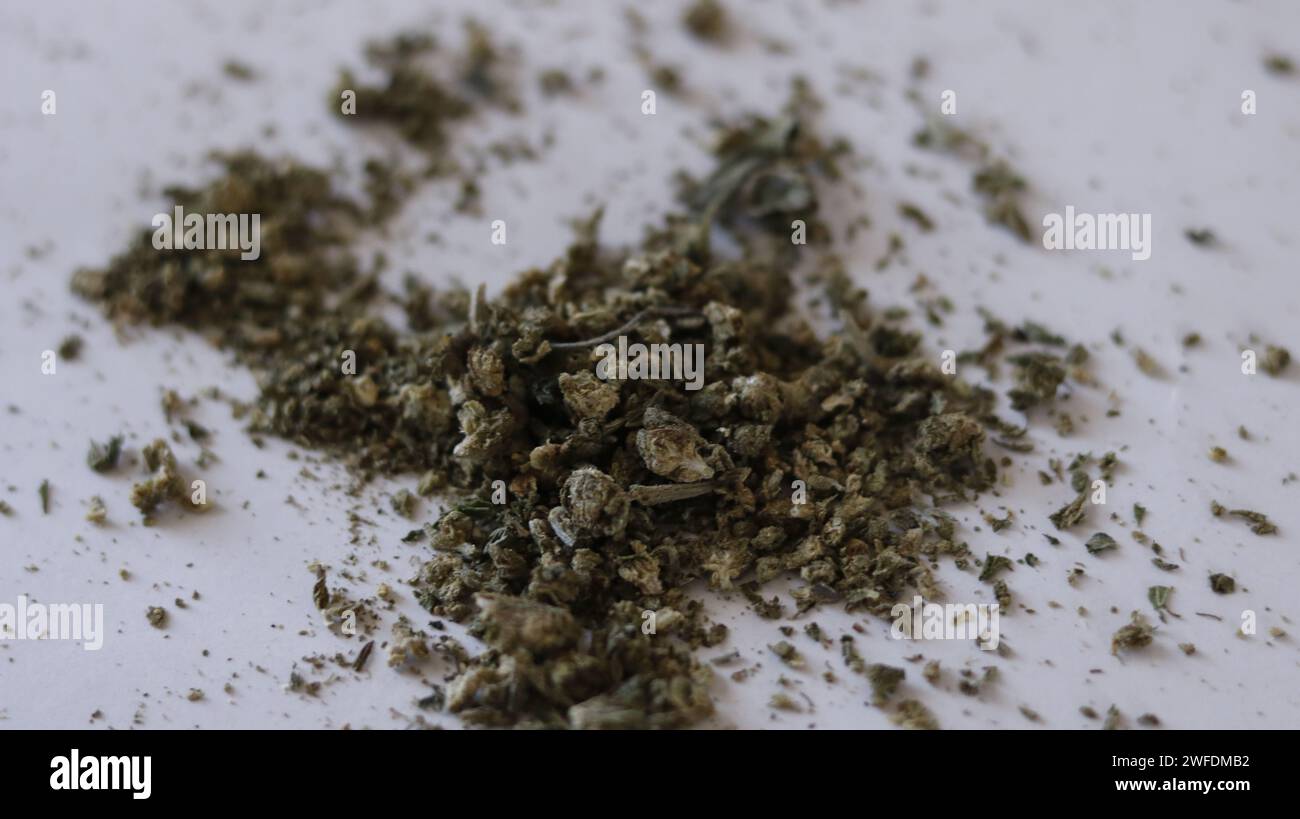 Crushed marijuana hi-res stock photography and images - Alamy