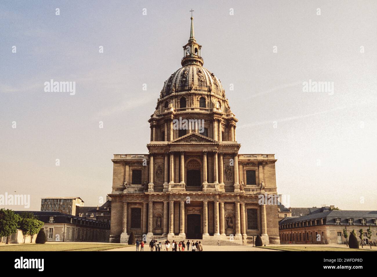Les Invalides, Paris 1980s Stock Photo - Alamy